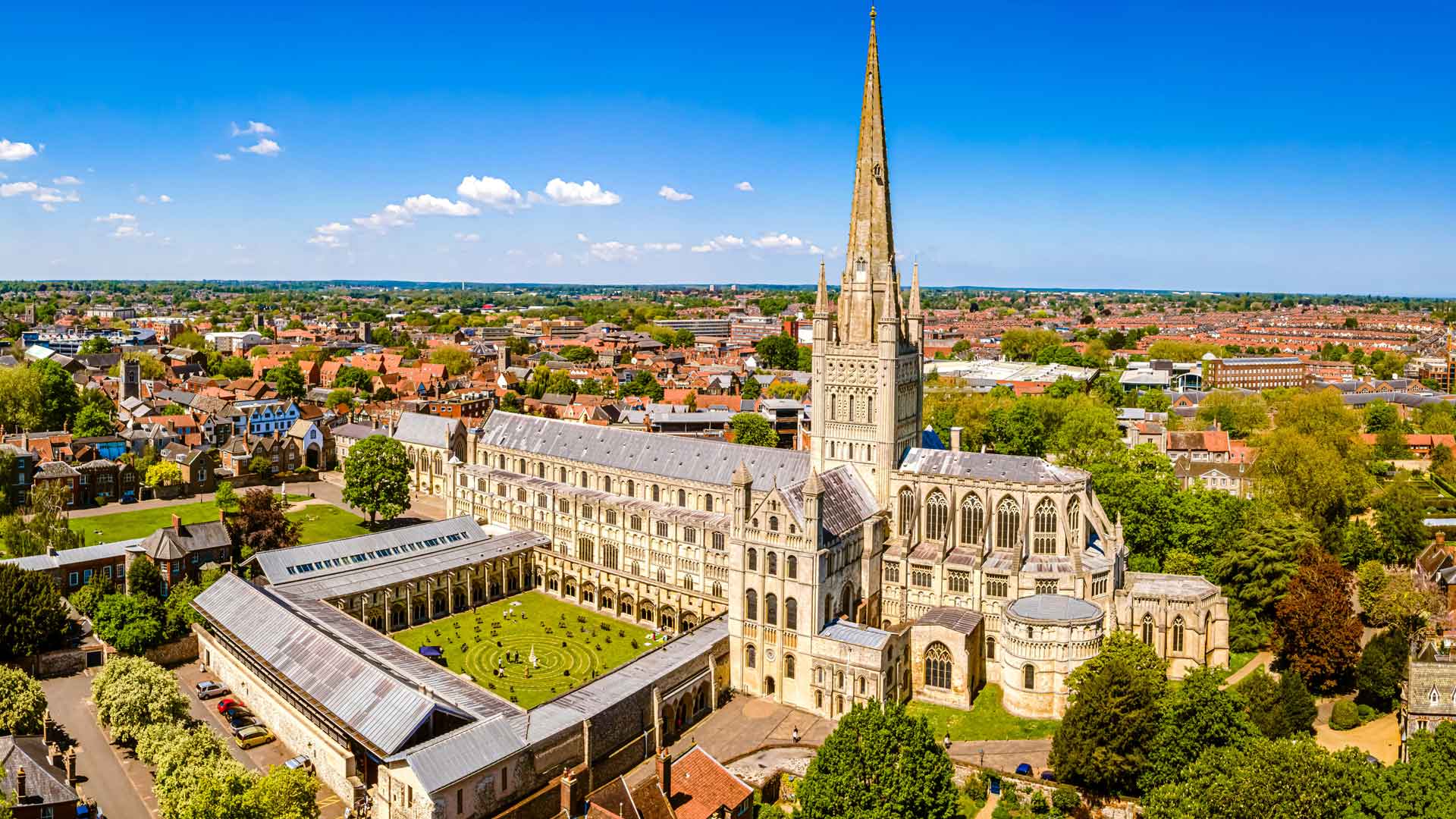 Top 25+ Cathedrals in the UK - The Camping and Caravanning Club