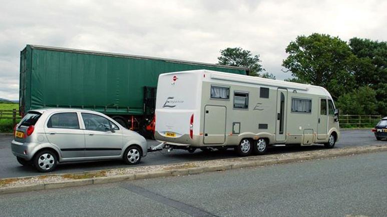 Towing with a Motorhome - The Camping and Caravanning Club