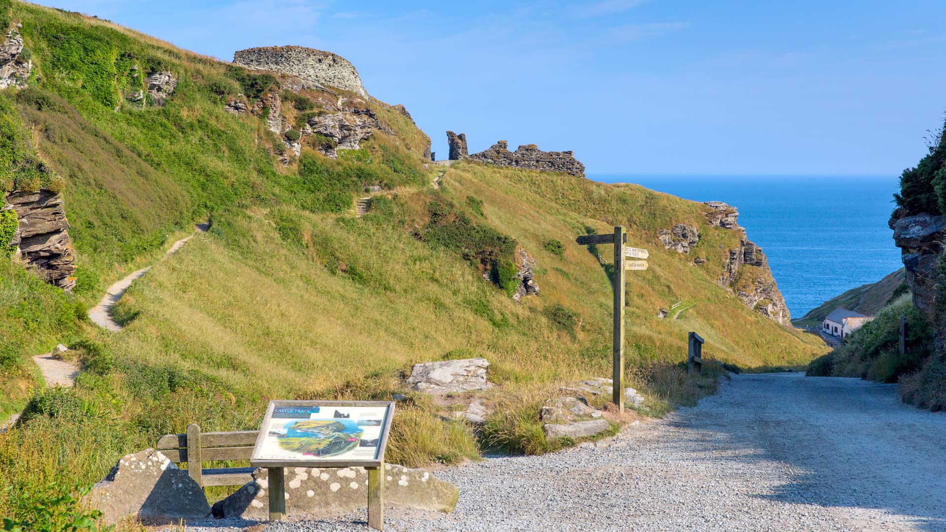 Tintagel Camping | Campsites from £11 p/n near Tintagel