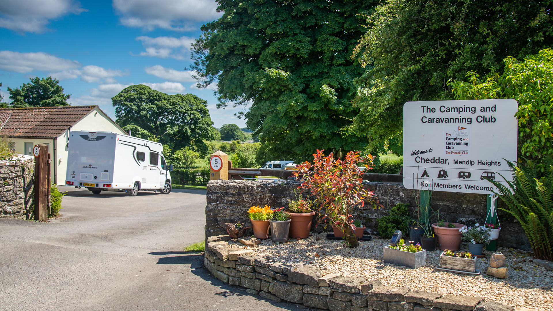 Cheddar Campsite - Camping and Caravanning Club Site