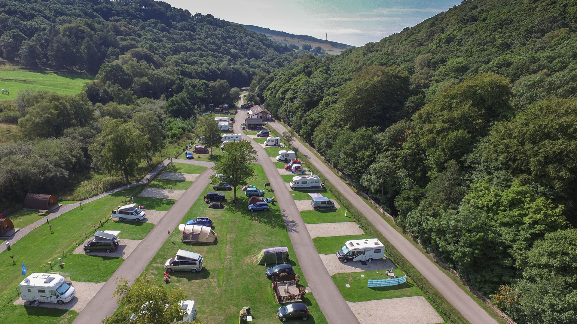 Hayfield Campsite - Camping and Caravanning Club Site