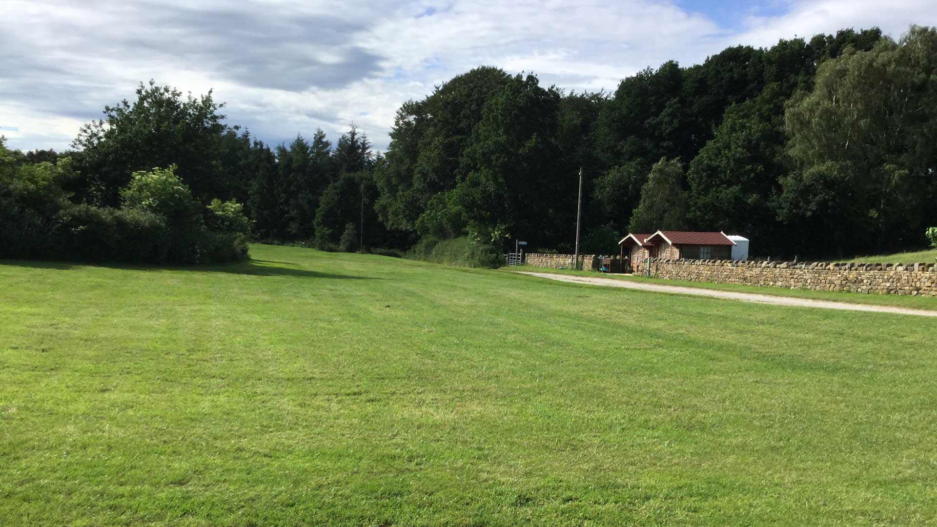 Harrogate - Lodge Farm - The Camping and Caravanning Club