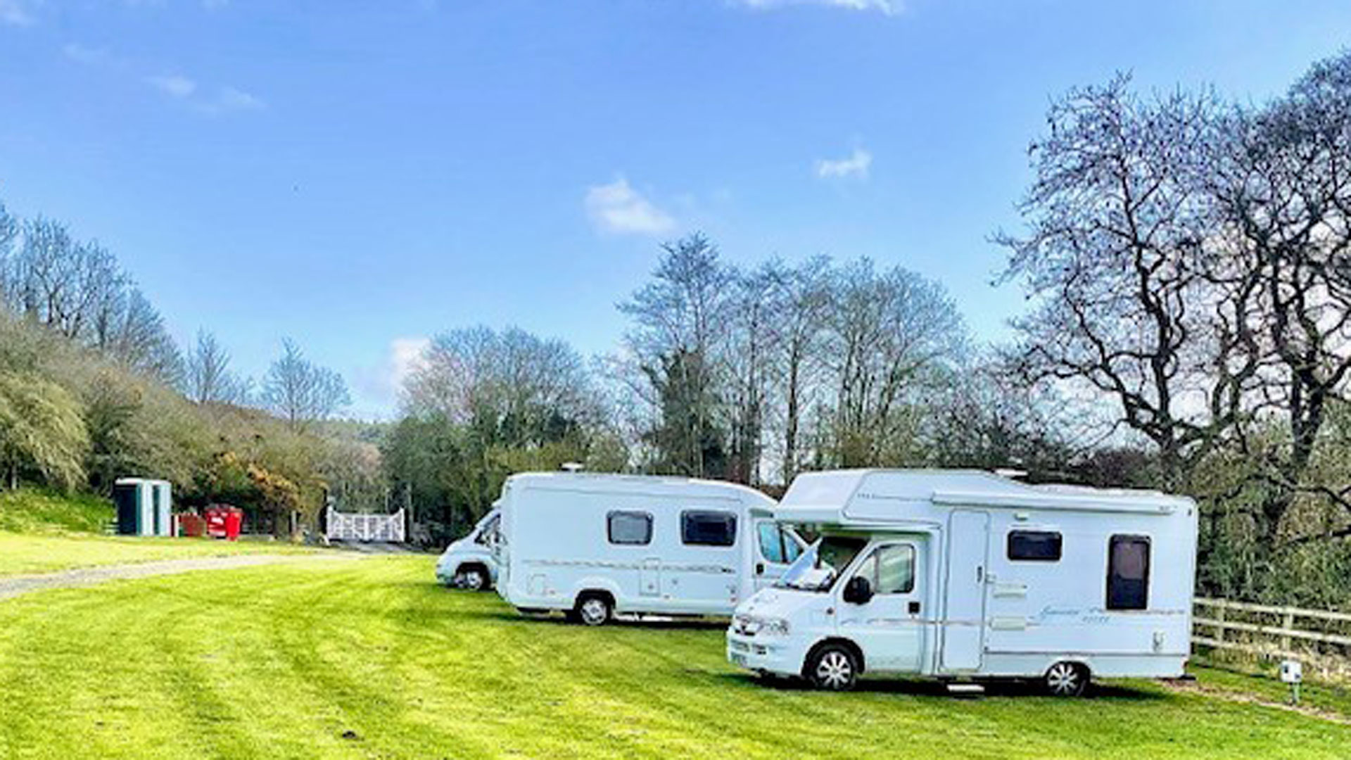 Morpeth - Kirk Field Banks - The Camping and Caravanning Club