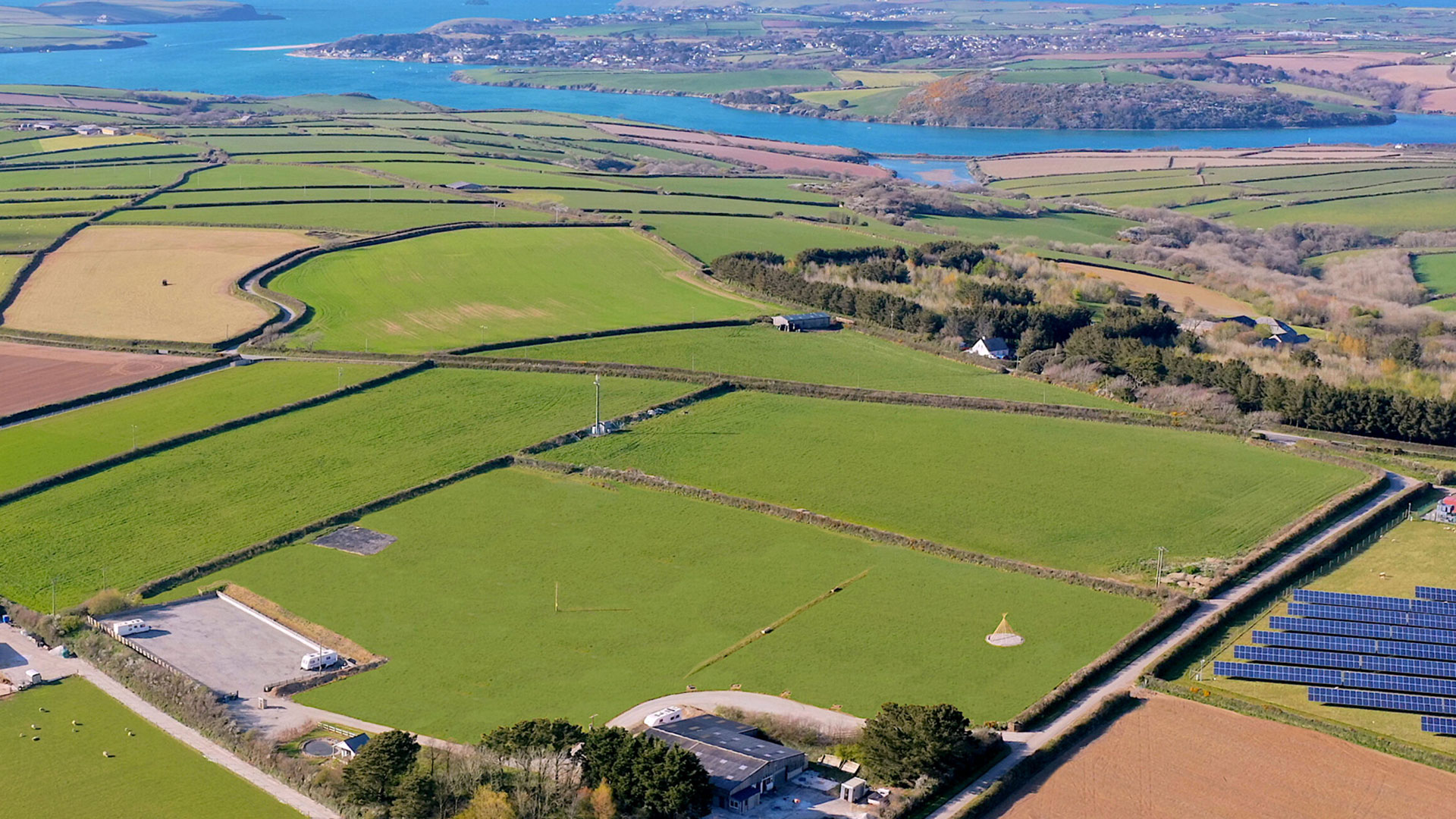 Wadebridge - Higher Hawksland Farm - The Camping and Caravanning Club